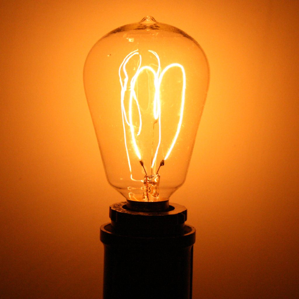 Ferrowatt 19052 | LightBulbs.com