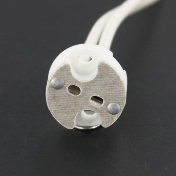 00540 - Halogen Pin Base Socket